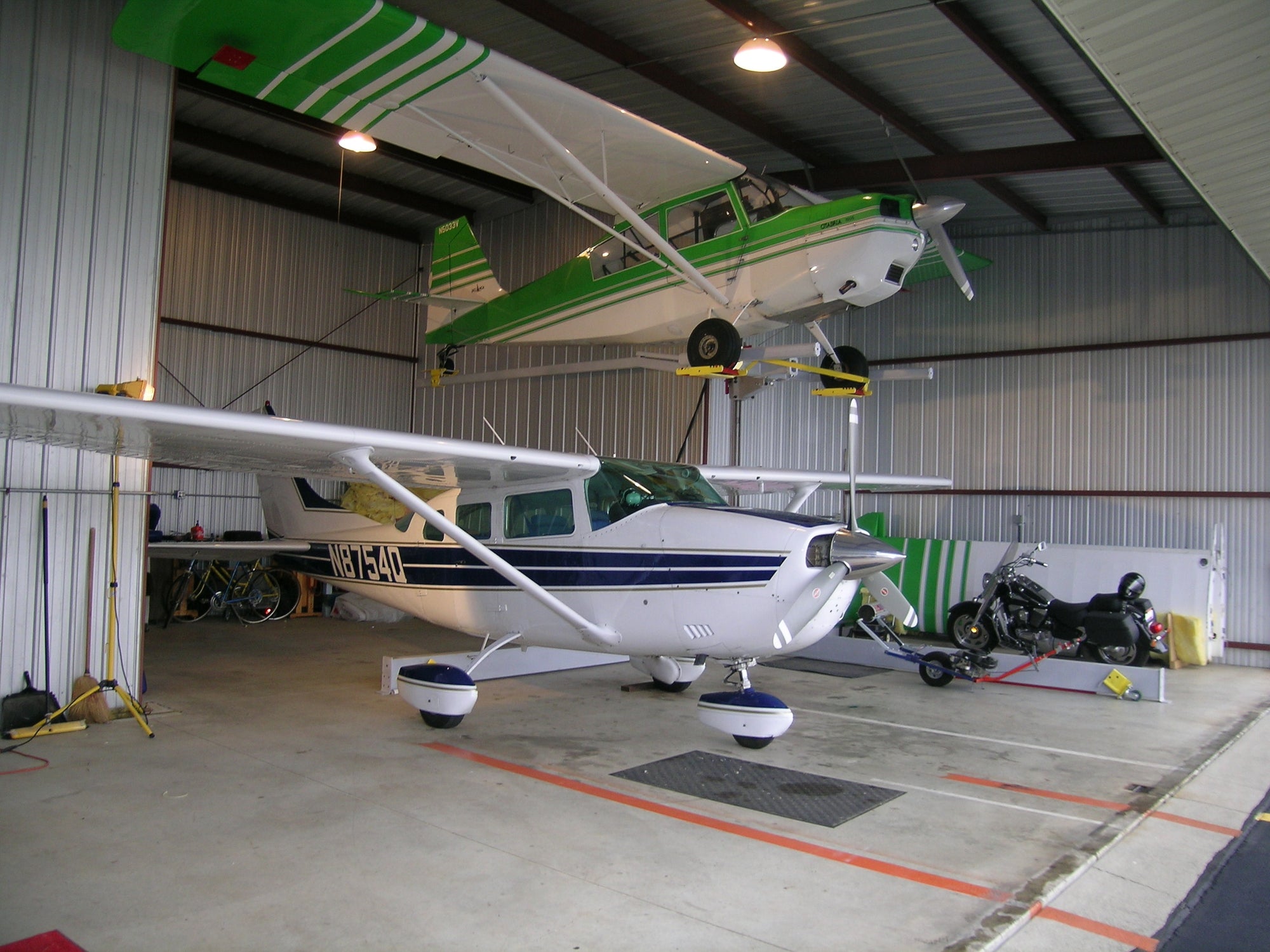 AeroLift Aircraft Lift Systems – AeroLift.aero